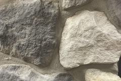 Split-Face Fieldstone Veneer | Mason's Mark Stone Veneer